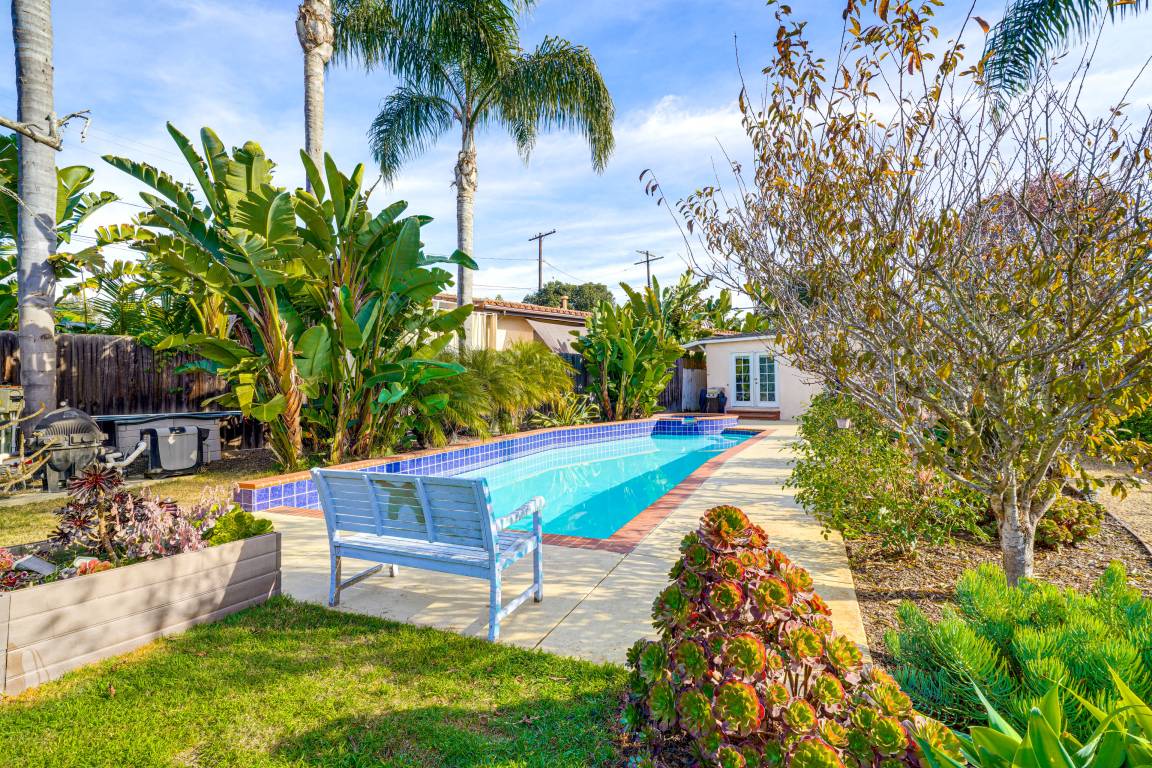 111 M² House ∙ 3 Bedrooms ∙ 6 Guests - Goleta, CA