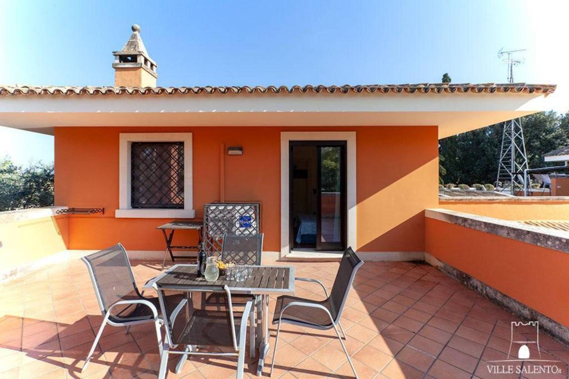 120 M² Ferienwohnung ∙ 2 Schlafzimmer ∙ 4 Gäste - Lecce