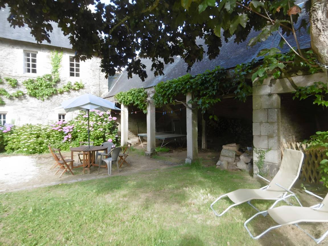 650 M² House ∙ 17 Bedrooms ∙ 36 Guests - Brittany