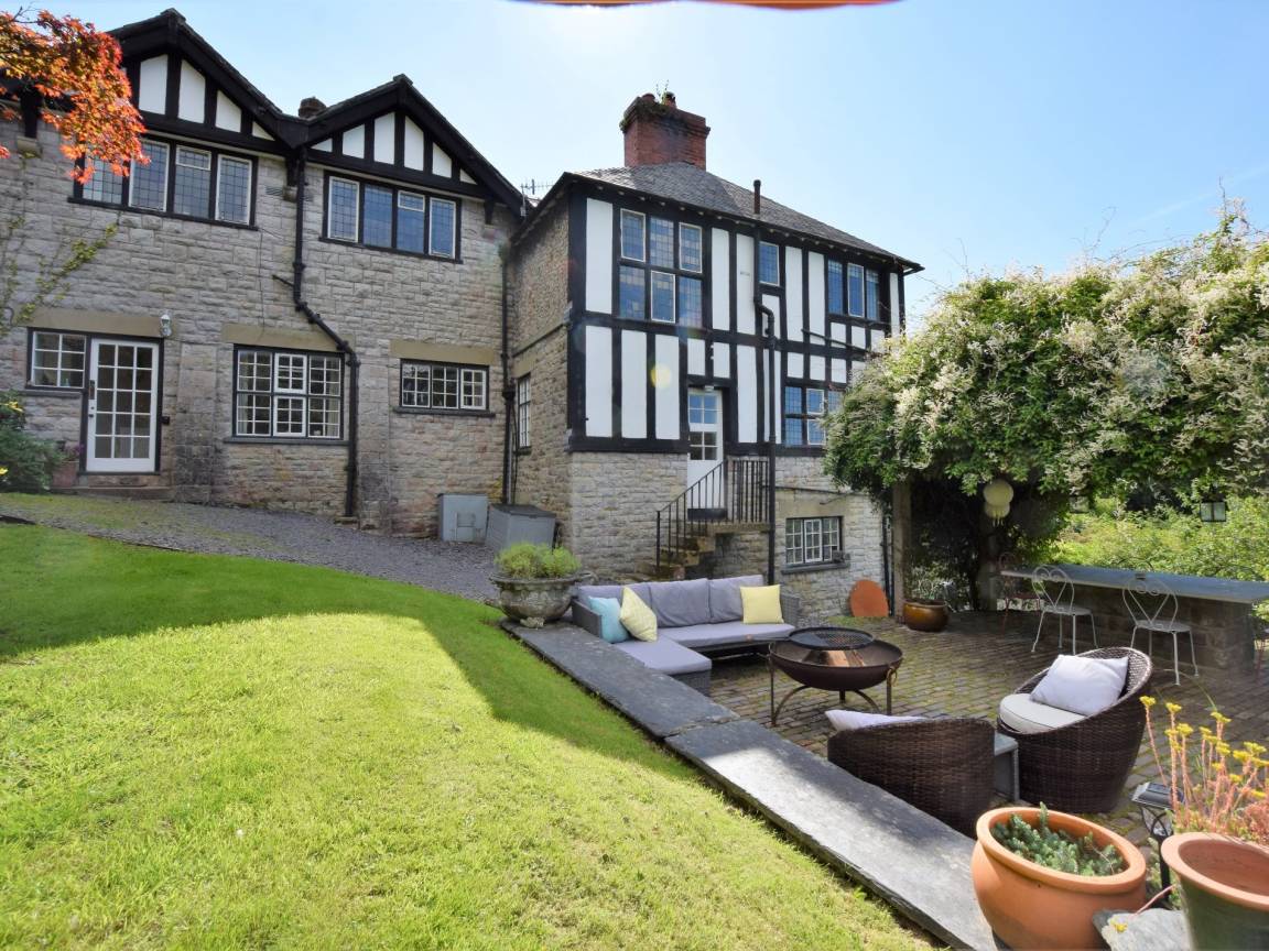 Cottage ∙ 4 Bedrooms ∙ 8 Guests - Conwy