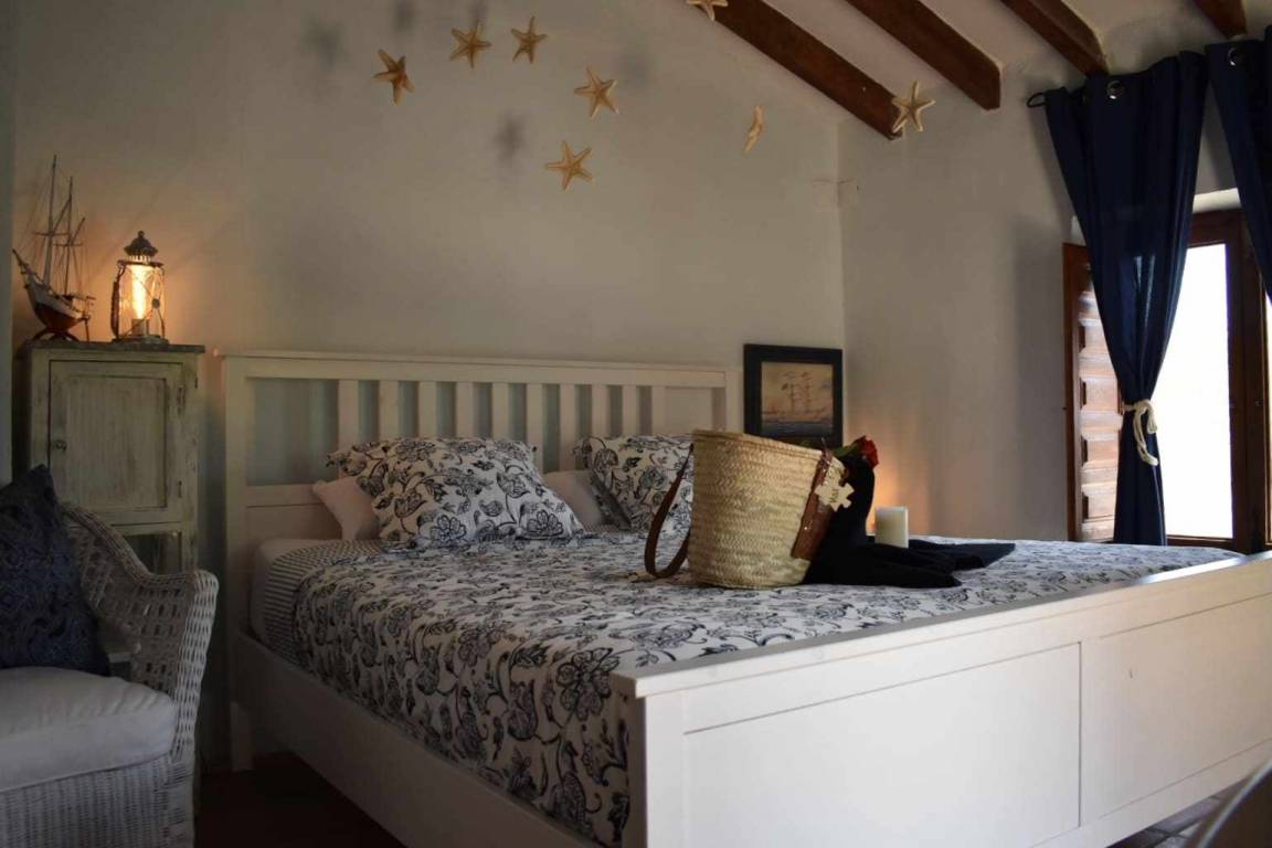 12 M² Hôtel ∙ 1 Chambre ∙ 2 Personnes - Callosa d'en Sarrià