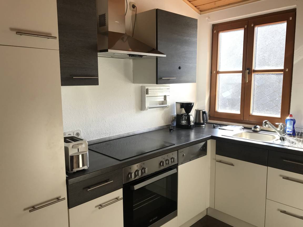 80 M² Ferienwohnung ∙ 2 Schlafzimmer ∙ 4 Gäste - Windischeschenbach