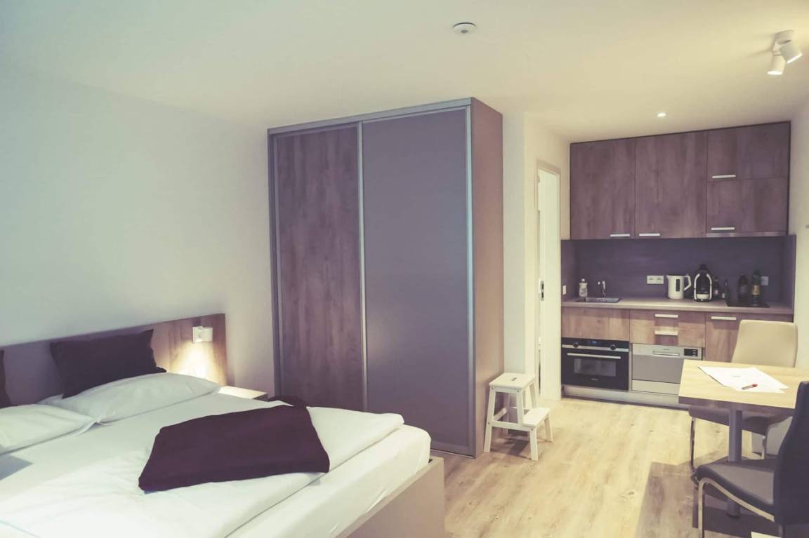 28 M² Ferienhaus ∙ 1 Schlafzimmer ∙ 1 Gast - München