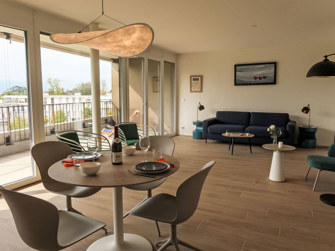 44 M² Talo ∙ 1 Makuuhuone ∙ 2 Vierasta - Montreux