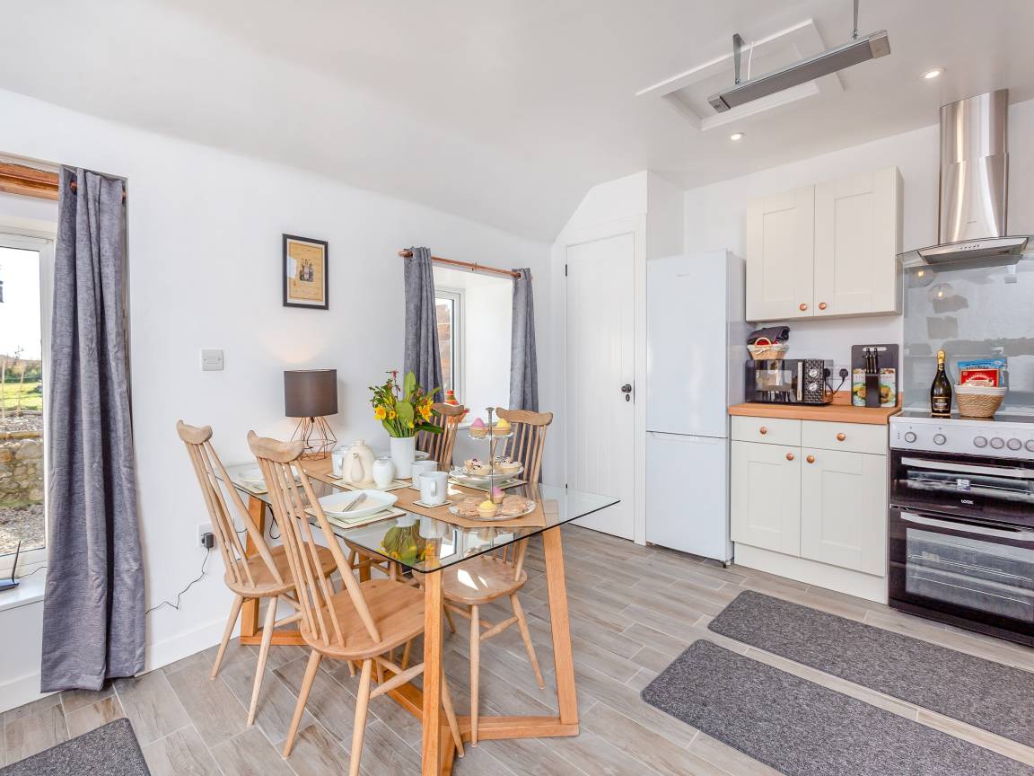 Cottage ∙ 2 Bedrooms ∙ 4 Guests - Dornoch