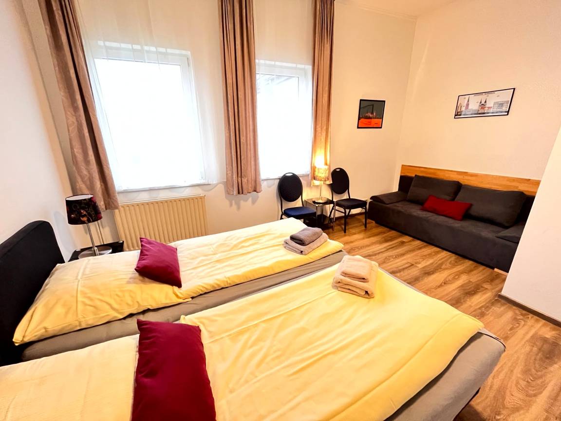 54 M² Ferienwohnung ∙ 3 Schlafzimmer ∙ 5 Gäste - Schwerin