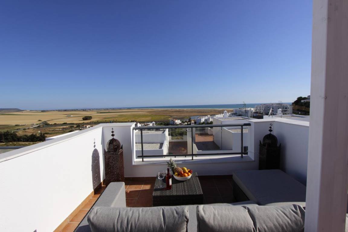 115 M² Casa ∙ 3 Habitaciones ∙ 6 Huéspedes - Conil de la Frontera