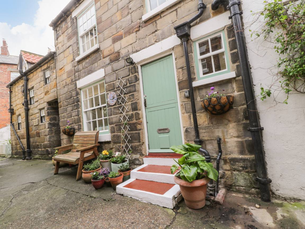 Cottage ∙ 2 Bedrooms ∙ 4 Guests - 