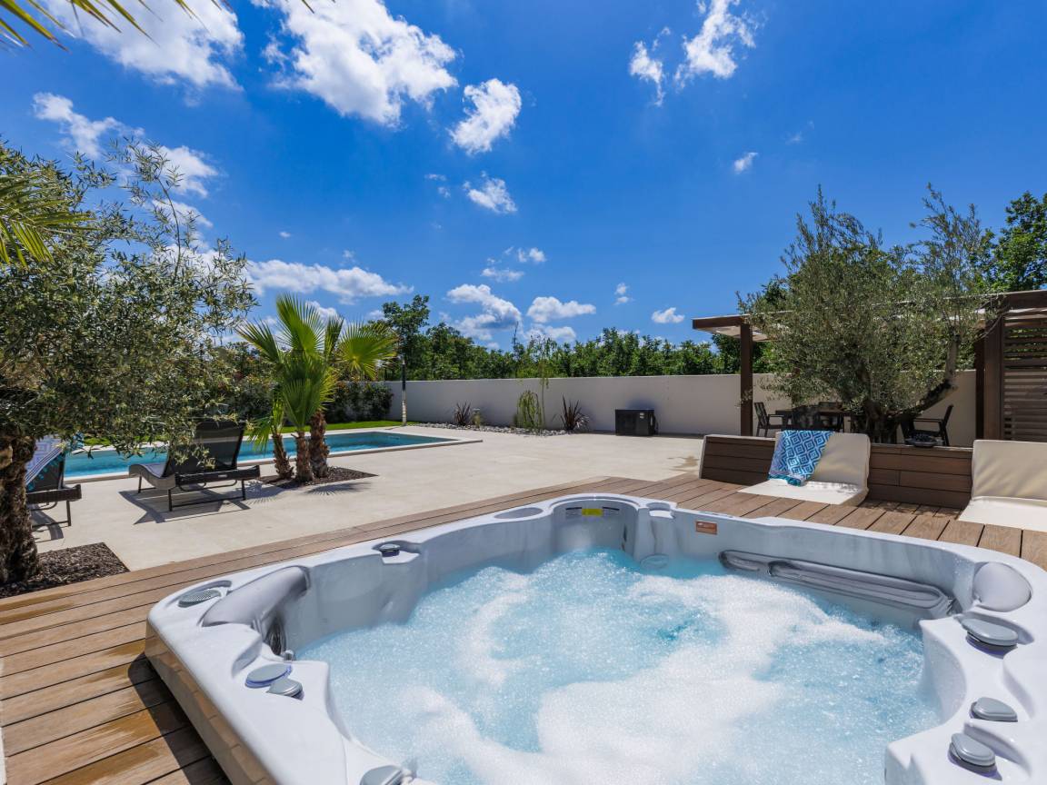 220 M² House ∙ 3 Bedrooms ∙ 6 Guests - Poreč
