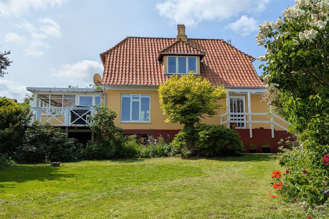 146 M² Ferienhaus ∙ 4 Schlafzimmer ∙ 8 Gäste - Bornholm