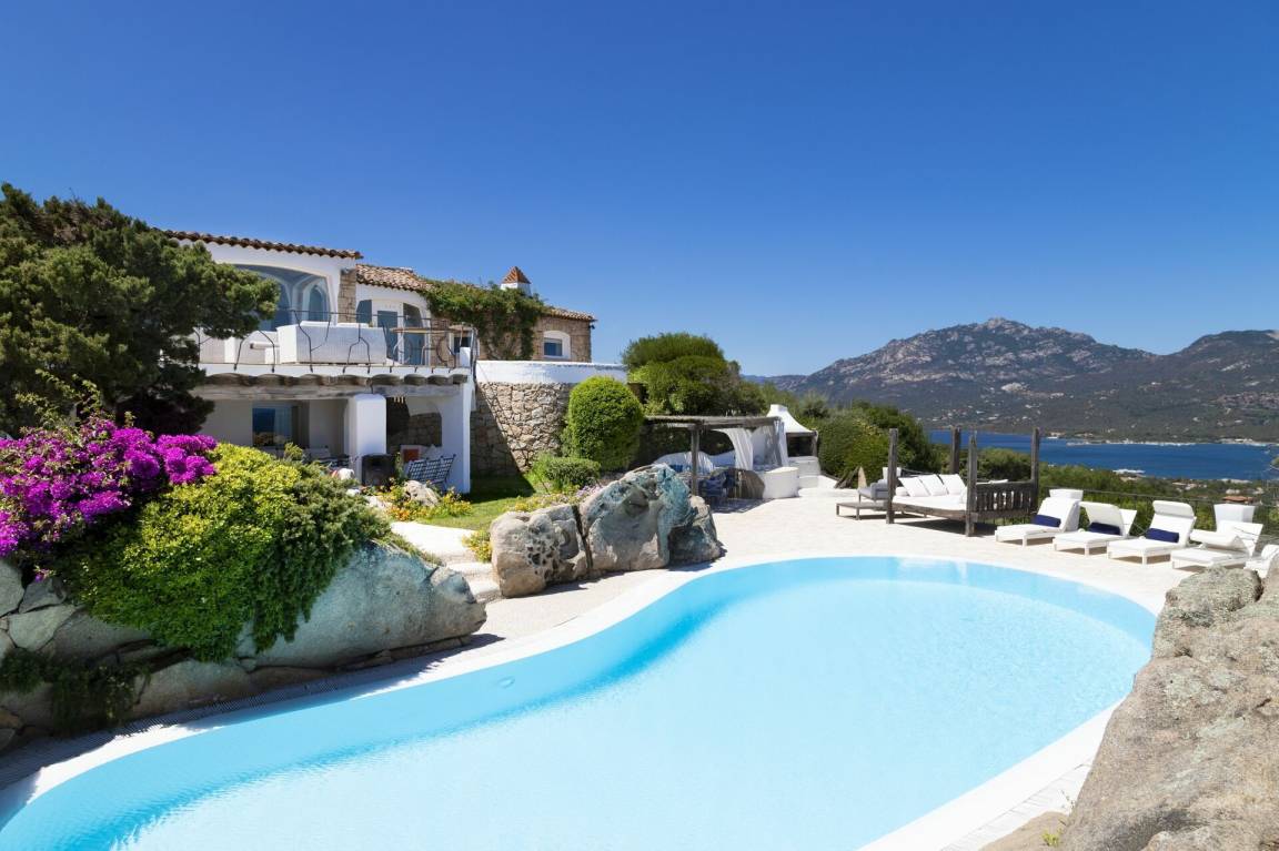 540 M² Villa ∙ 9 Schlafzimmer ∙ 20 Gäste - Olbia