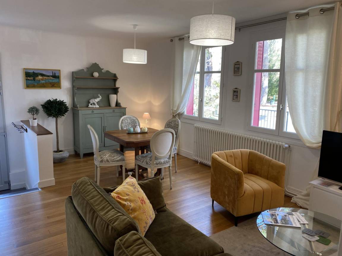 70 M² Gîte ∙ 2 Schlafzimmer ∙ 4 Gäste - Moulins