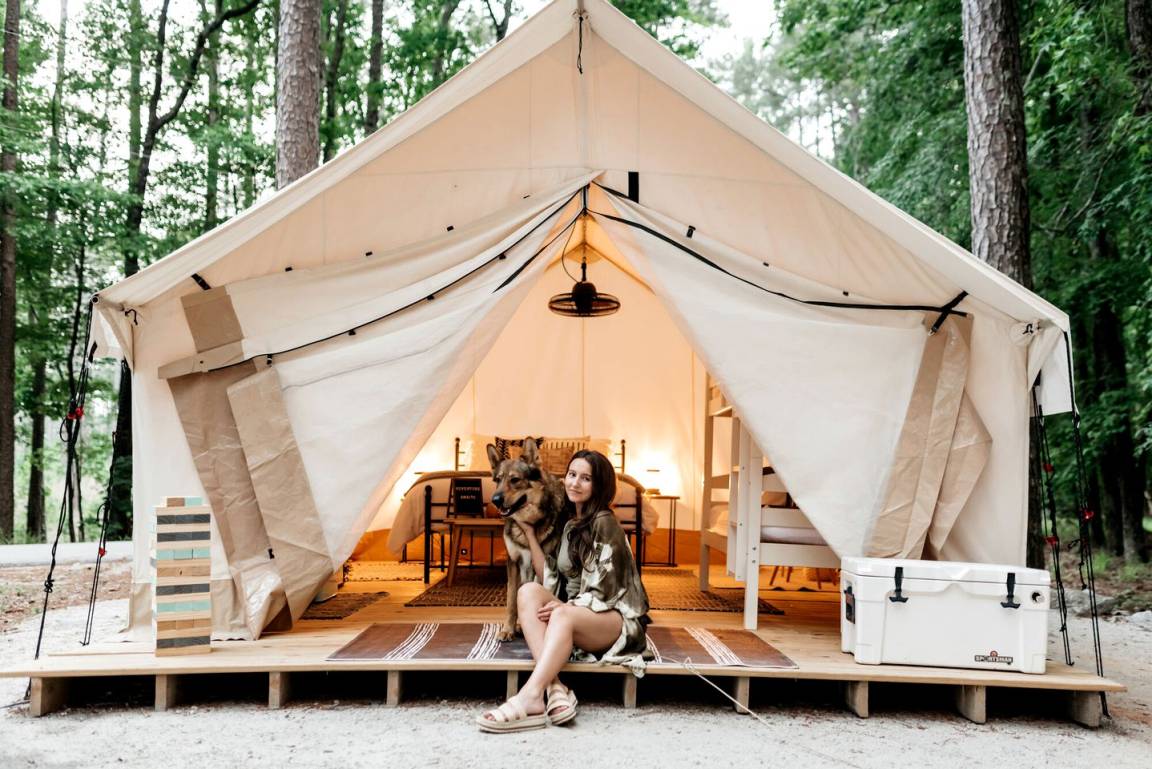Camping ∙ 1 Bedroom ∙ 5 Guests - ヘレン, GA