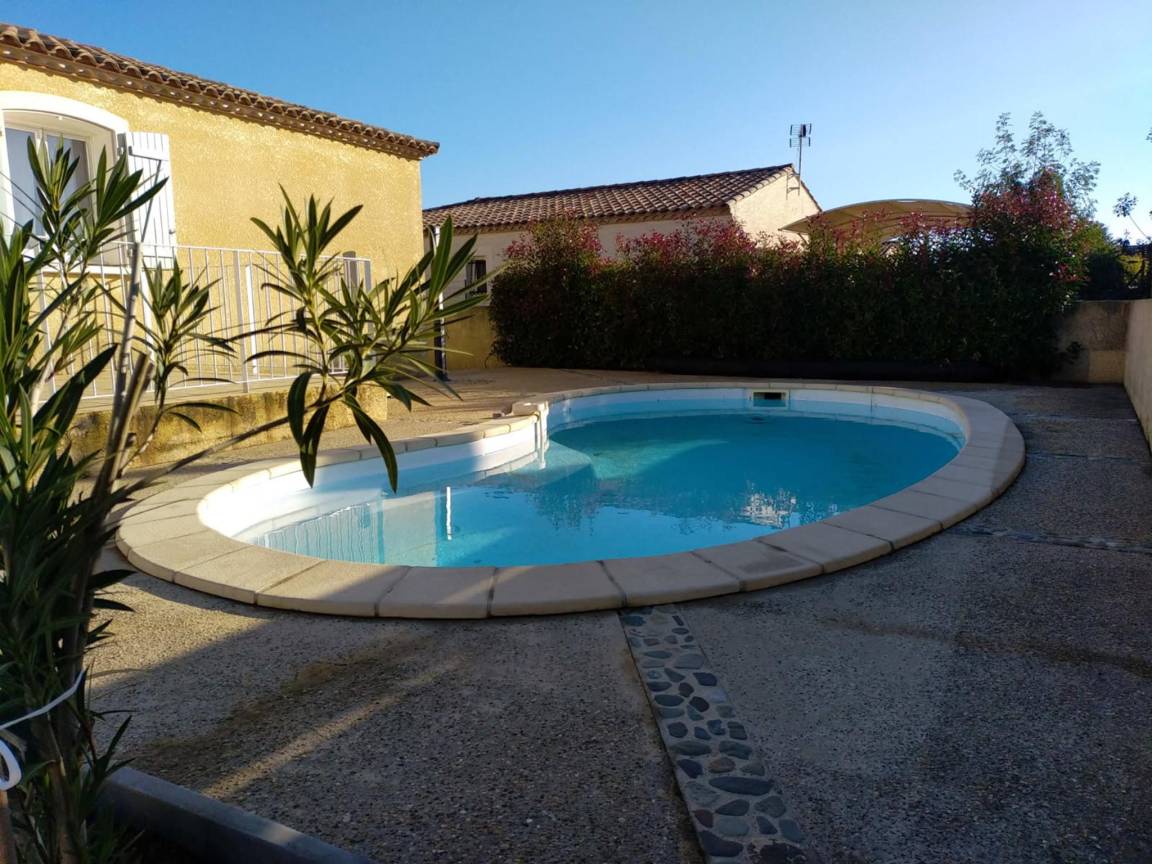 100 M² Villa ∙ 3 Bedrooms ∙ 5 Guests - Minerve