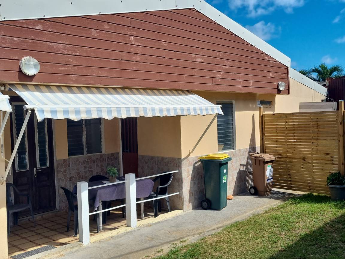 80 M² House ∙ 2 Bedrooms ∙ 4 Guests - Martinique