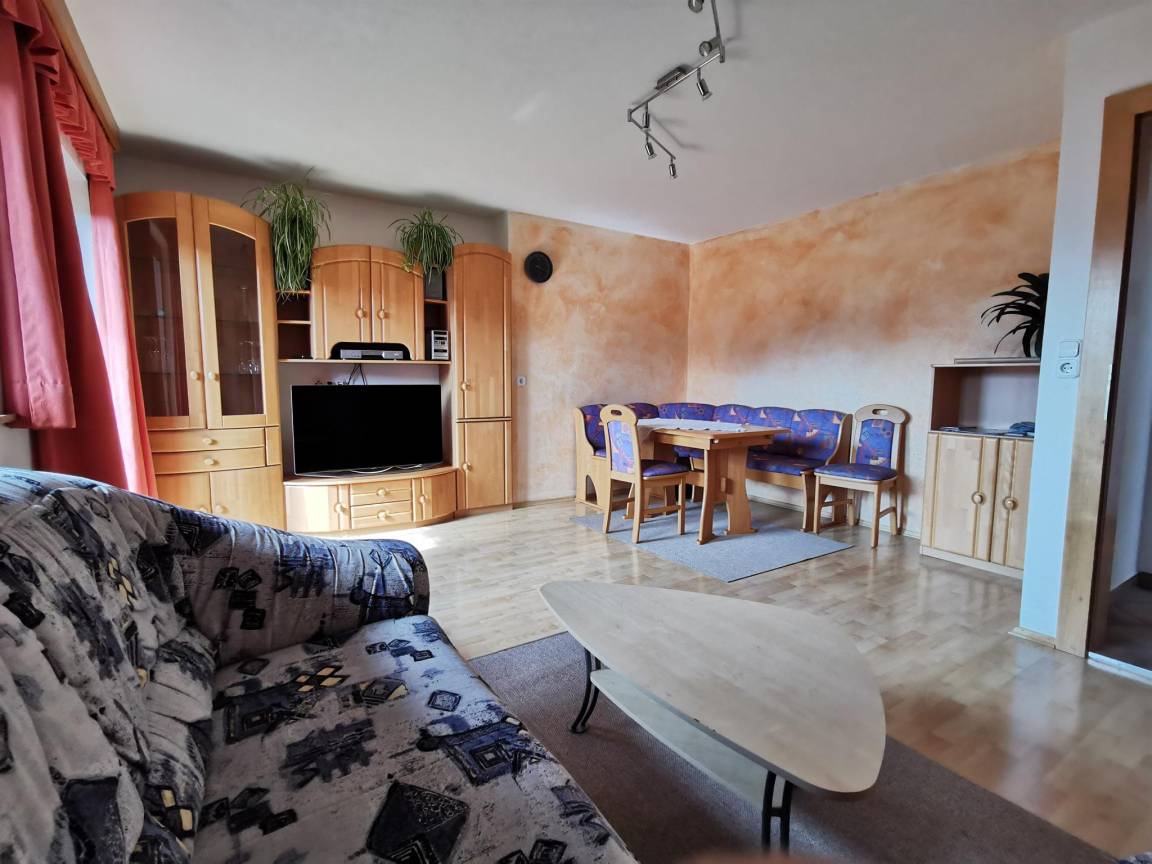 90 M² Appartement ∙ 2 Slaapkamers ∙ 5 Gasten - Auffach