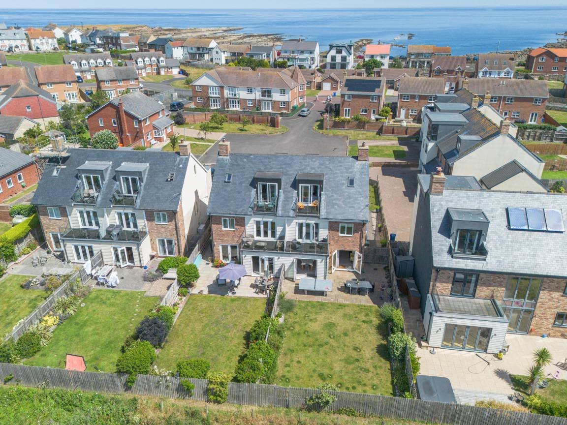 Cottage ∙ 4 Bedrooms ∙ 8 Guests - Beadnell