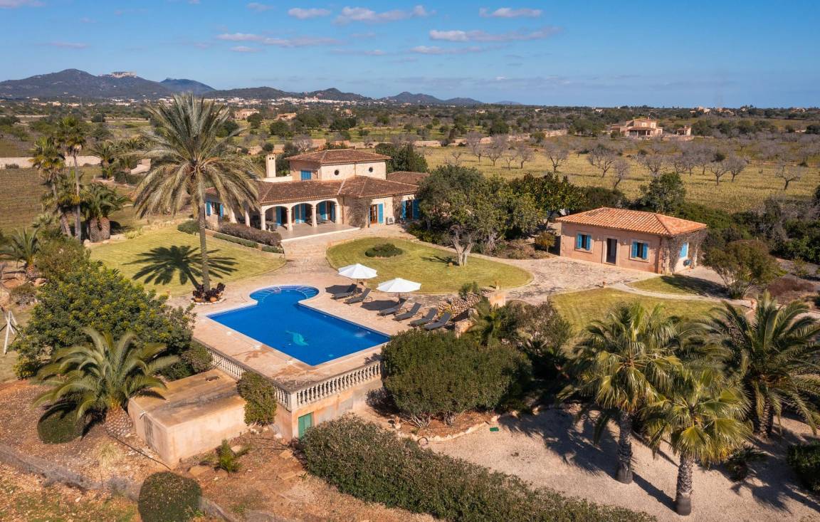 260 M² Maison De Vacances ∙ 4 Chambres ∙ 8 Personnes - Cala d'Or