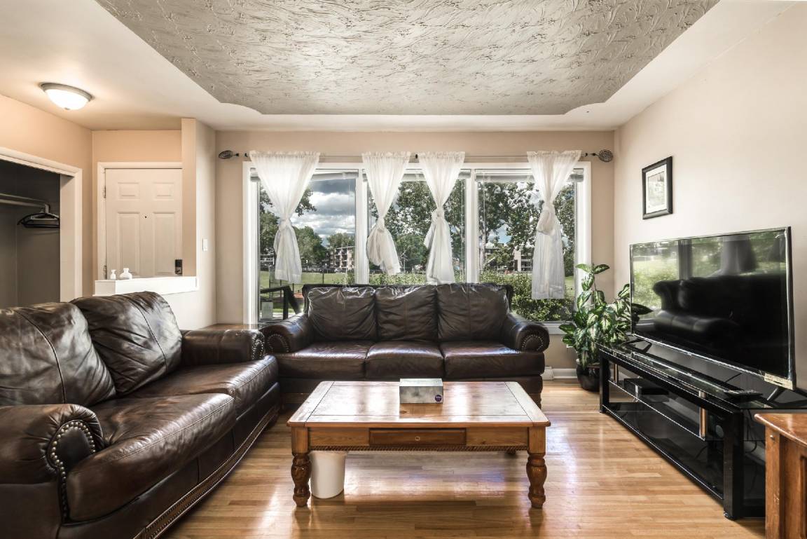 180 M² Huis ∙ 4 Slaapkamers ∙ 9 Gasten - Calgary