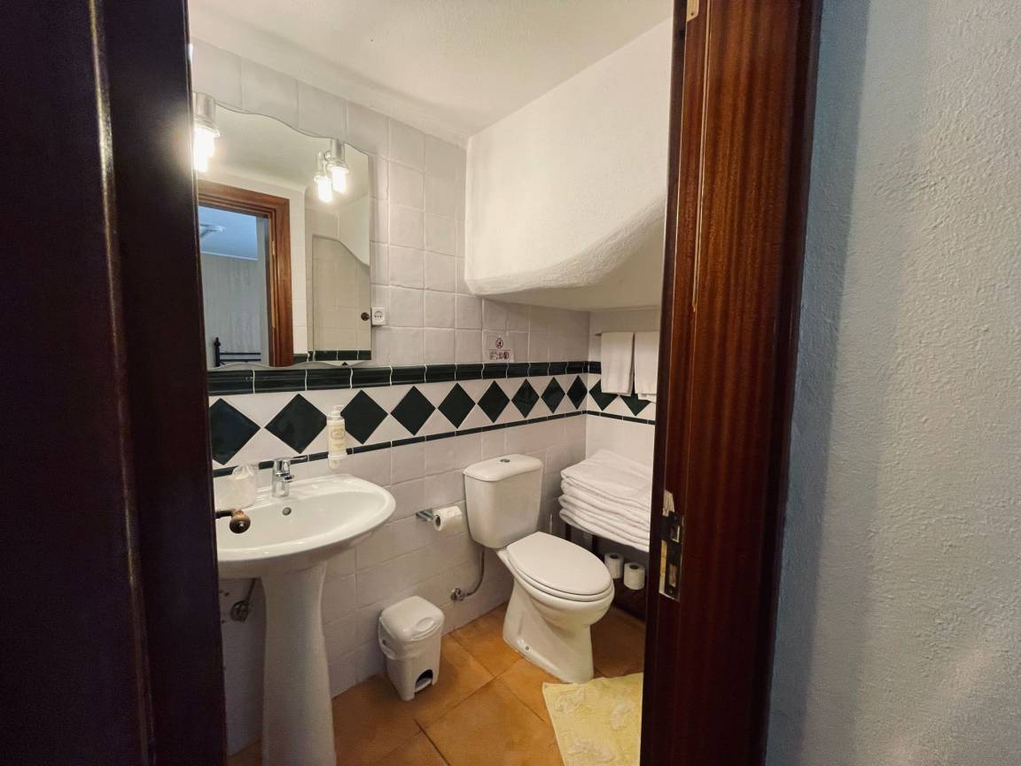 90 M² Apartamento ∙ 2 Habitaciones ∙ 6 Huéspedes - Guarda, Portugal