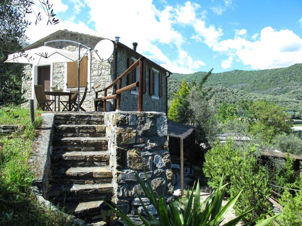 35 M² Huis ∙ 1 Slaapkamer ∙ 3 Gasten - Santo Stefano al Mare