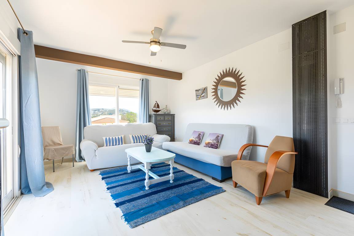265 M² Ferienhaus ∙ 4 Schlafzimmer ∙ 6 Gäste - Xàbia