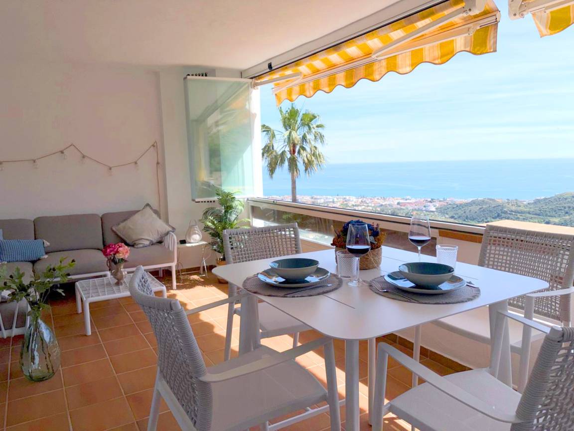113 M² Apartamento ∙ 2 Habitaciones ∙ 4 Huéspedes - Rincón de la Victoria
