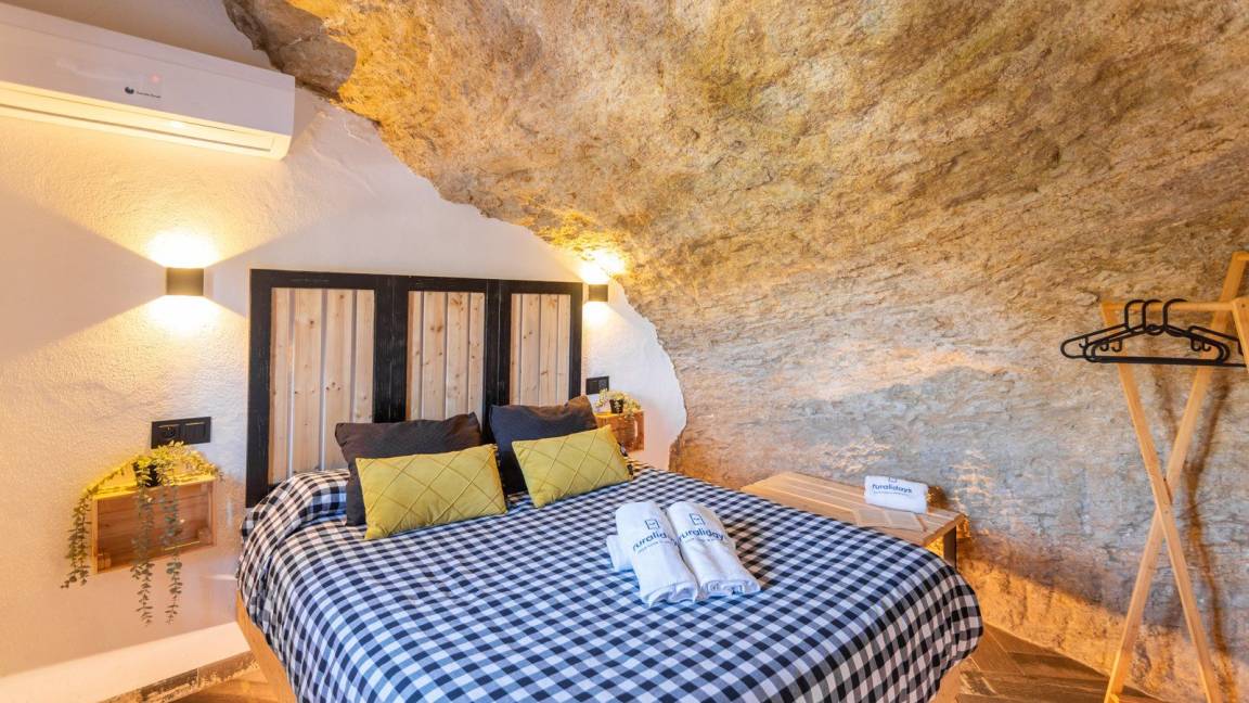 45 M² House ∙ 1 Bedroom ∙ 2 Guests - Setenil de las Bodegas