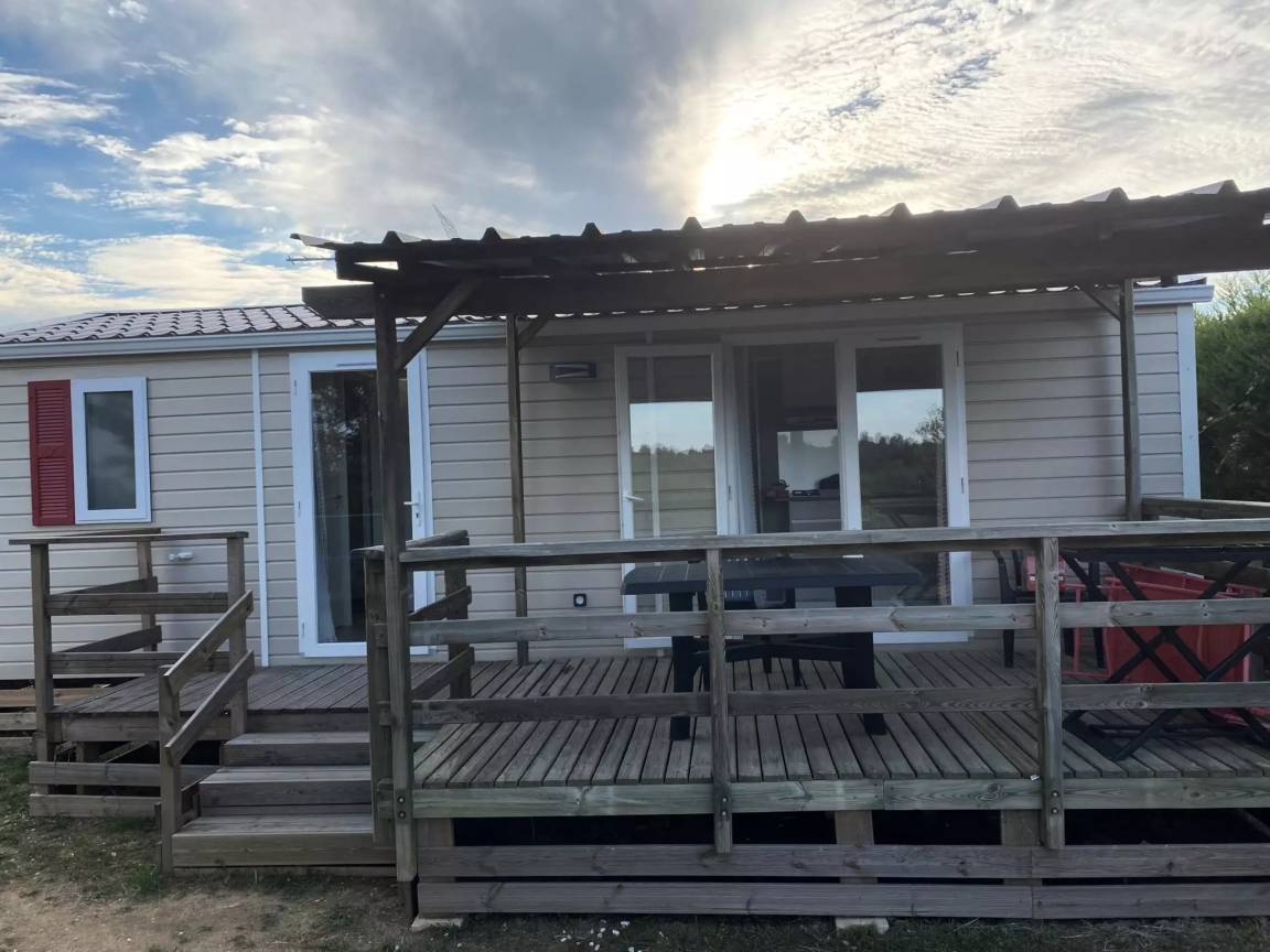 33 M² Mobil-home ∙ 2 Chambres ∙ 4 Personnes - Céret