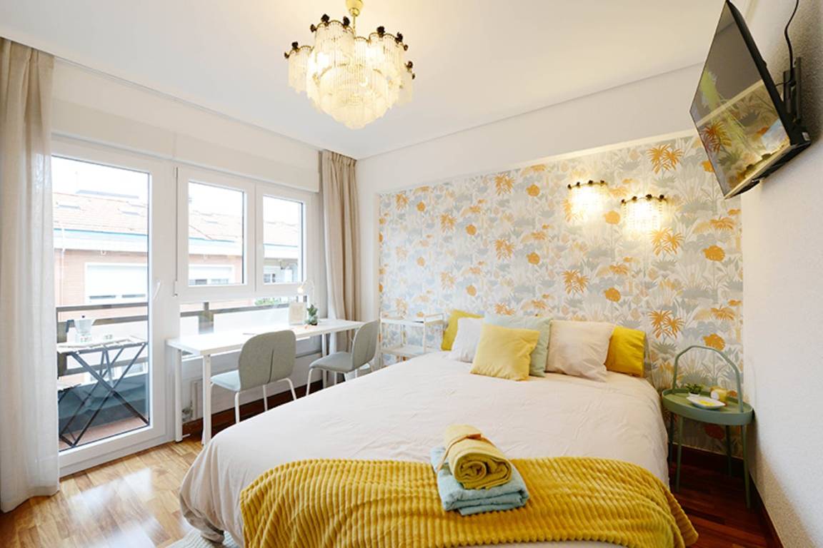 100 M² Chambre Privée ∙ 1 Chambre ∙ 2 Personnes - Bilbao