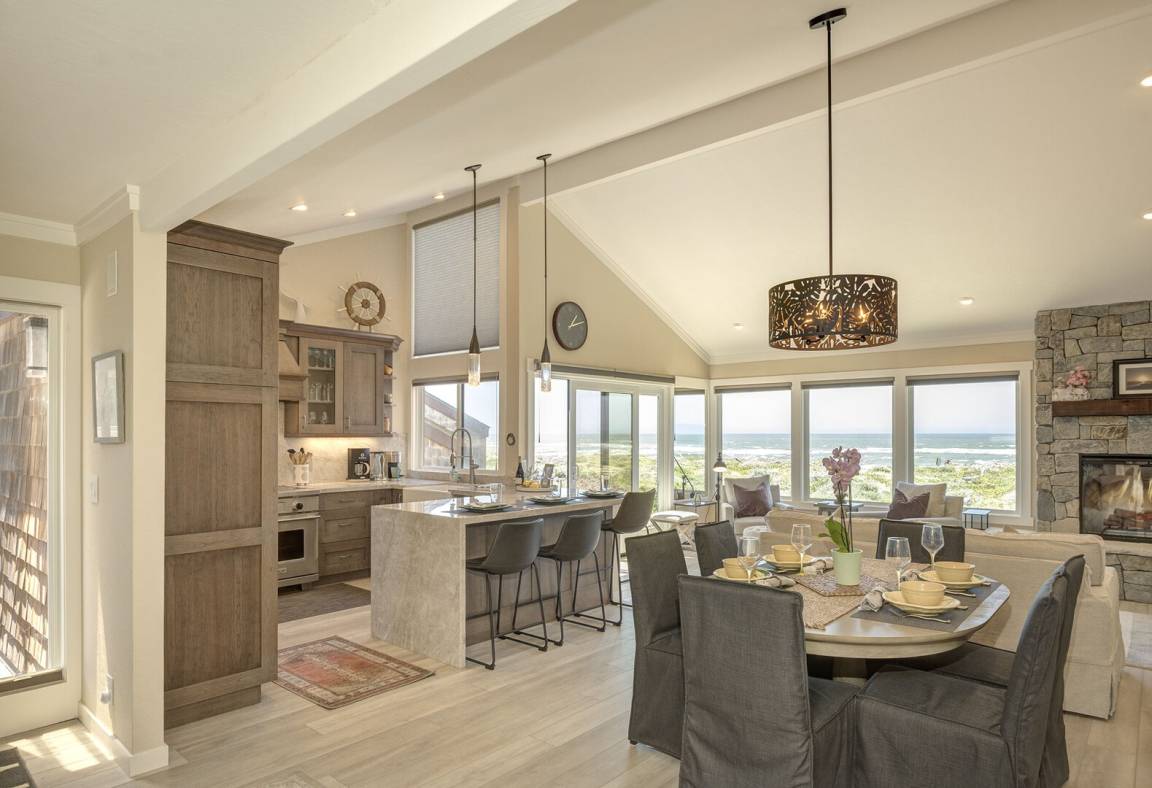126 M² Condo ∙ 2 Bedrooms ∙ 4 Guests - Monterey Bay, CA