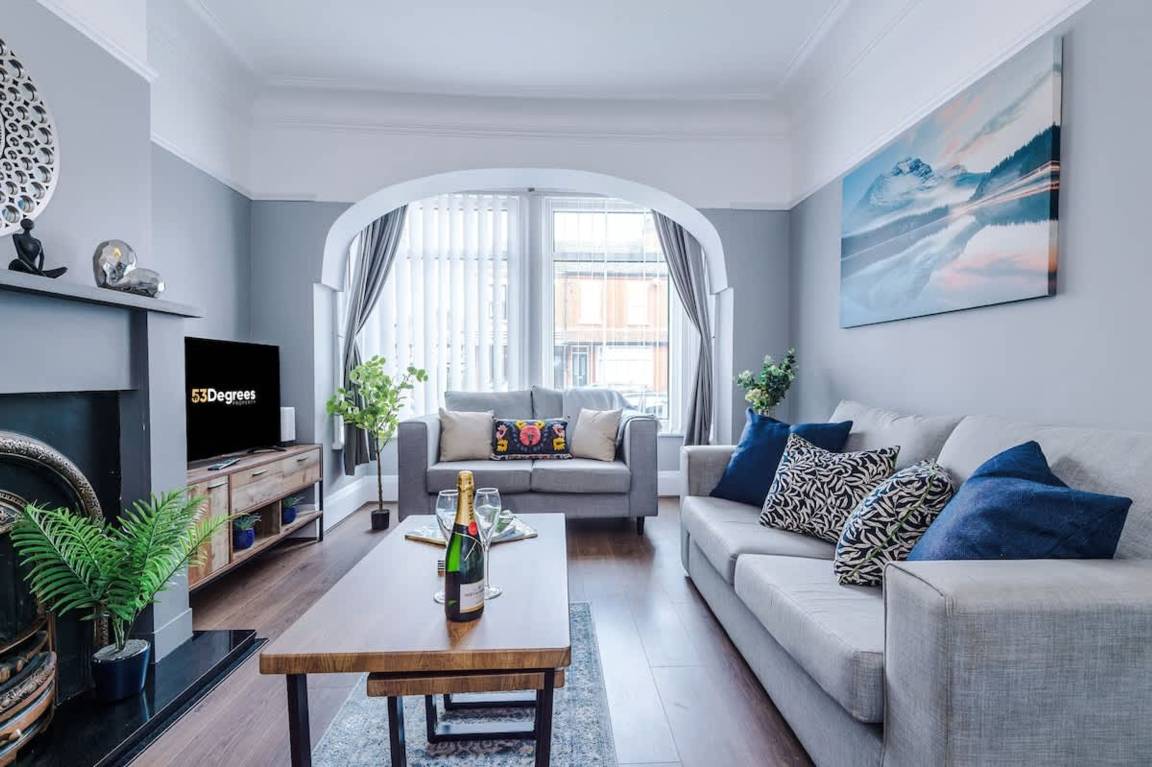 Maison De Vacances ∙ 3 Chambres ∙ 7 Personnes - Salford