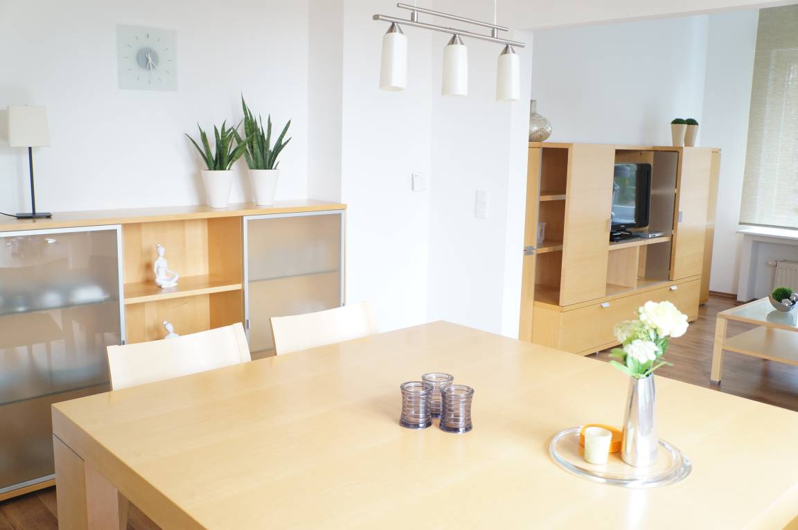 95 M² Apartment ∙ 2 Bedrooms ∙ 5 Guests - Hengelo