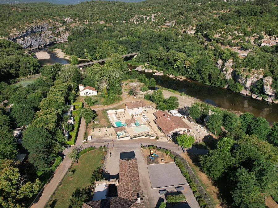 36 M² Caravan ∙ 2 Bedrooms ∙ 4 Guests - Berrias-et-Casteljau