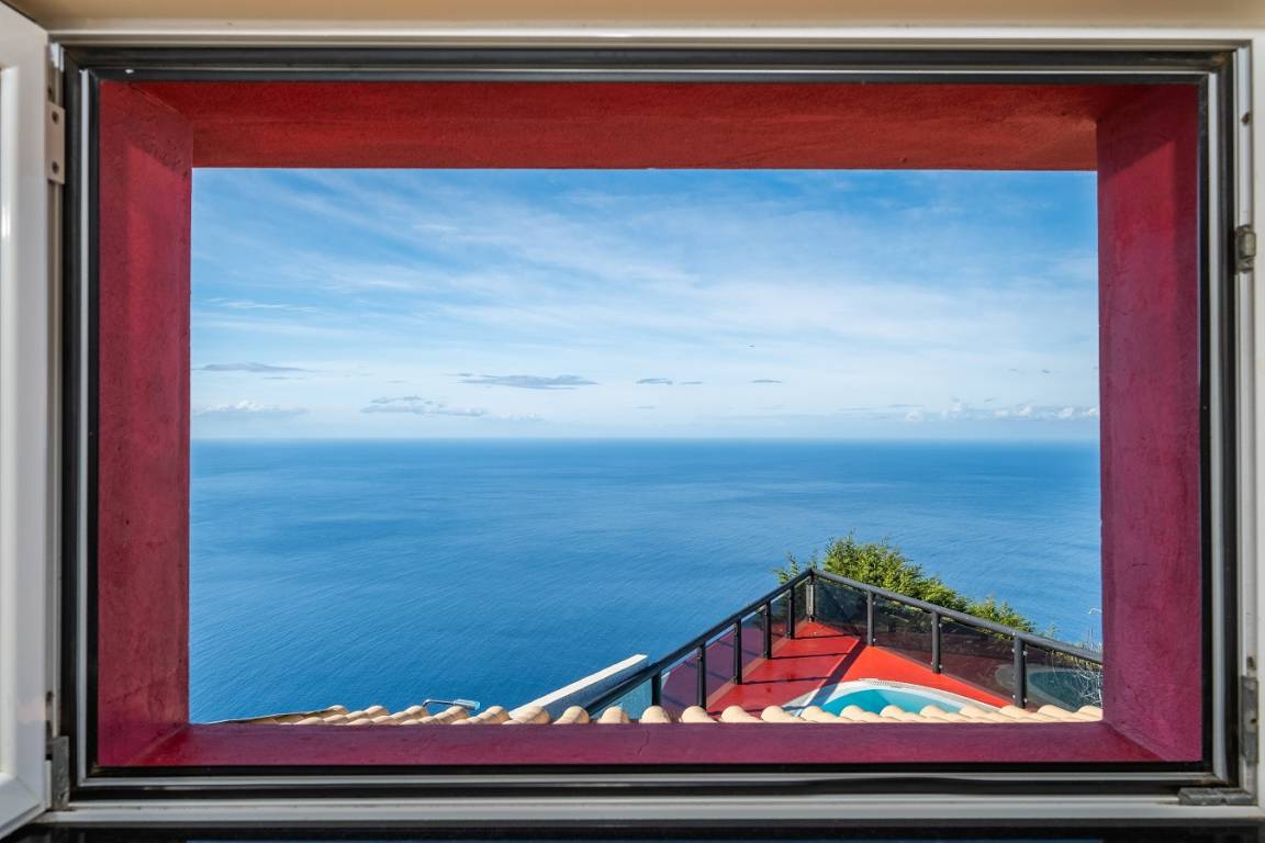 93 M² House ∙ 2 Bedrooms ∙ 4 Guests - Porto Moniz