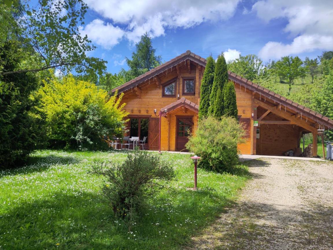 78 M² Gîte ∙ 3 Chambres ∙ 6 Personnes - Ornans