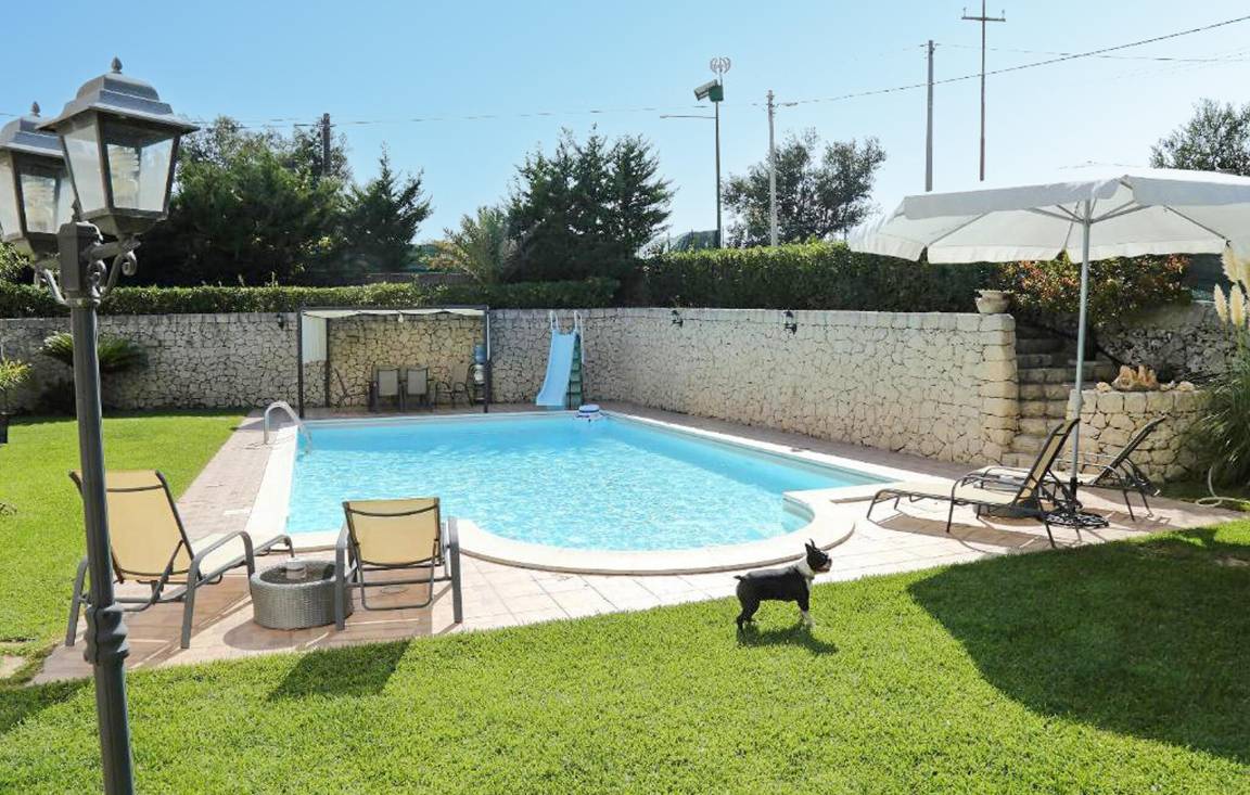 160 M² Maison De Vacances ∙ 3 Chambres ∙ 6 Personnes - Floridia