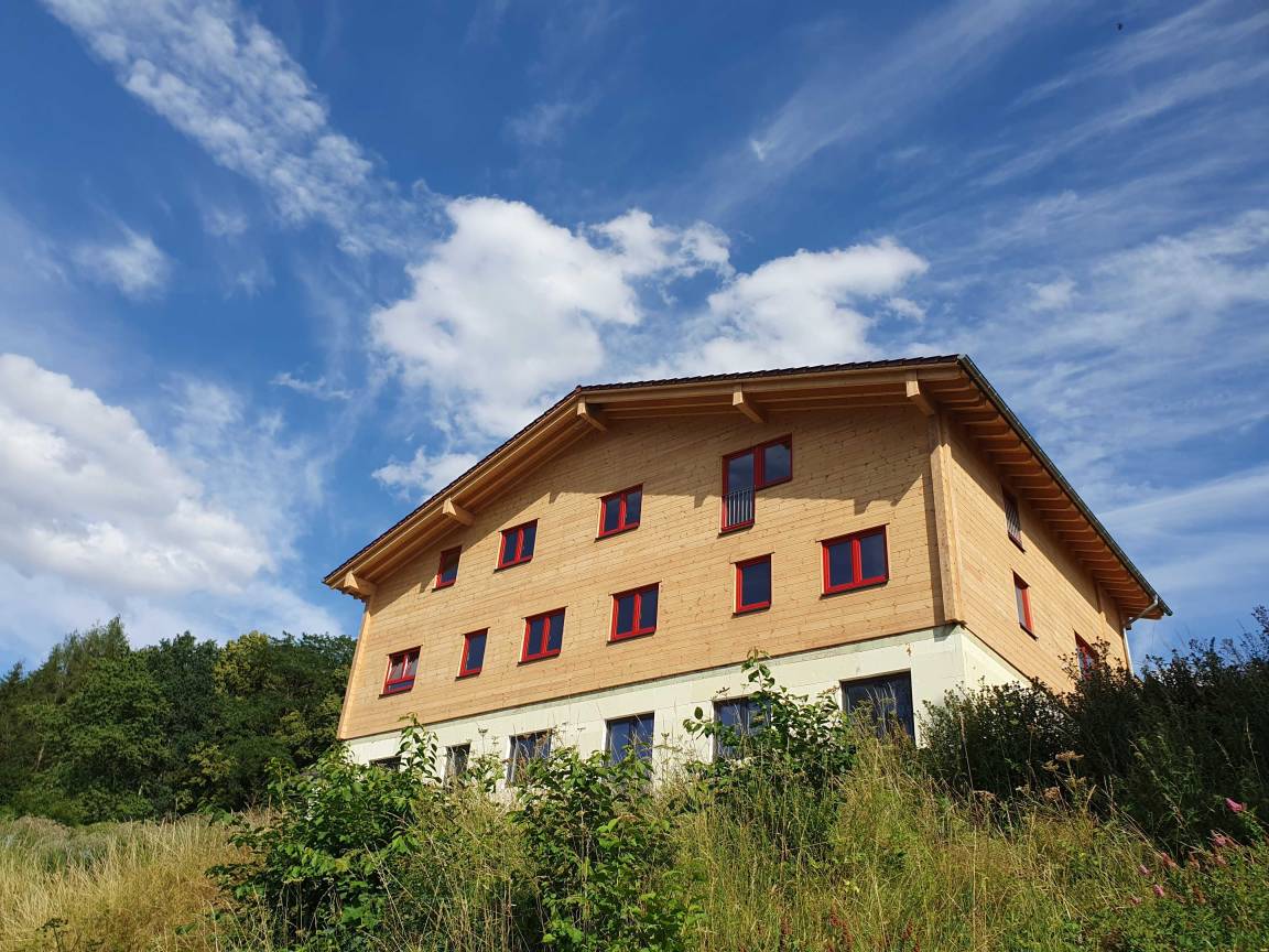 86 M² Ferienwohnung ∙ 1 Schlafzimmer ∙ 6 Gäste - Nettersheim