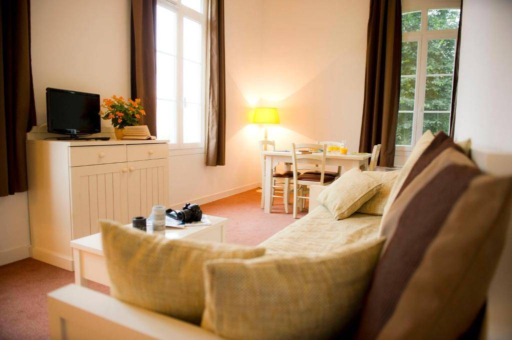 35 M² Hôtel ∙ 1 Chambre ∙ 4 Personnes - Yport