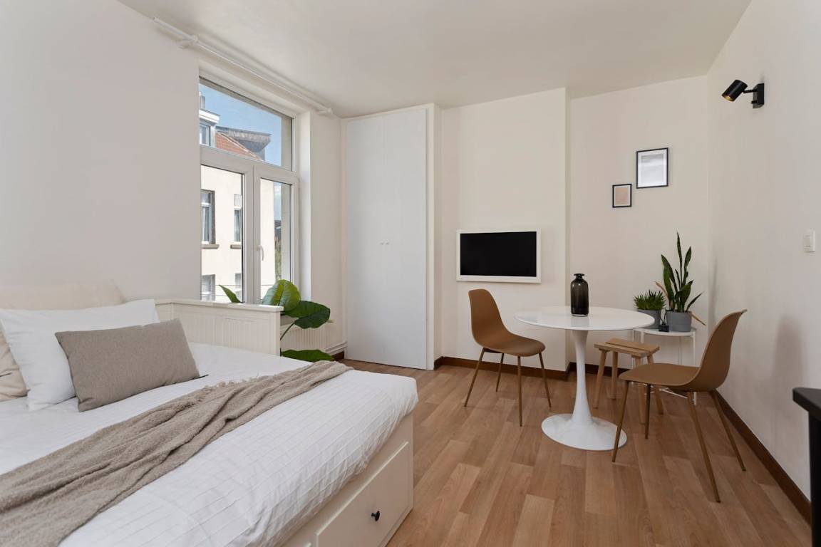 33 M² Apartment ∙ 2 Guests - Brussels