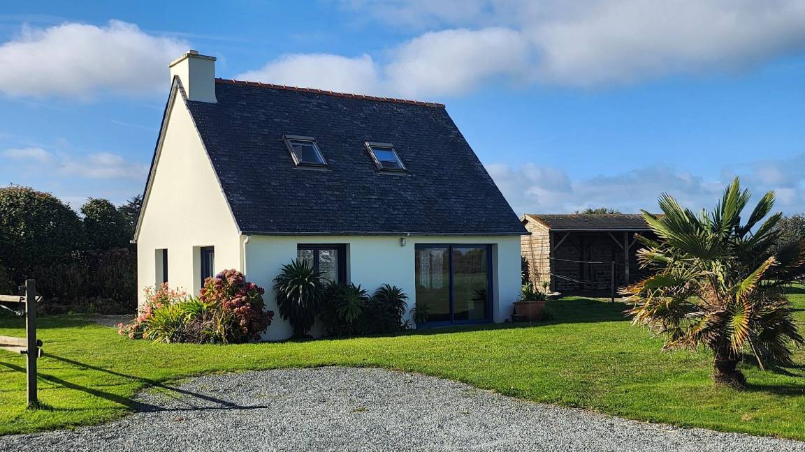 100 M² House ∙ 3 Bedrooms ∙ 4 Guests - Locquirec