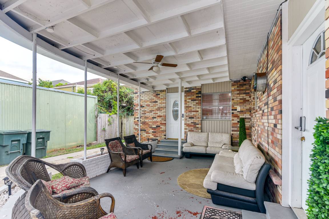 82 M² Apartment ∙ 2 Bedrooms ∙ 5 Guests - Galveston, TX