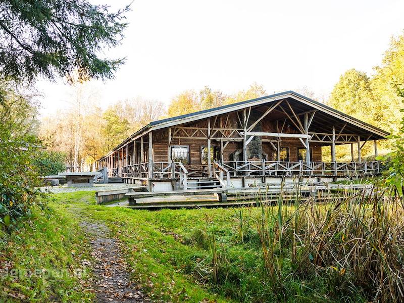 Ferienhaus ∙ 6 Schlafzimmer ∙ 48 Gäste - Emmen, Niederlande