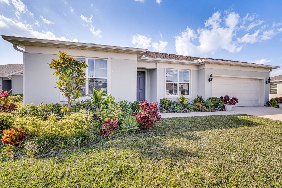 55 M² House ∙ 2 Bedrooms ∙ 4 Guests - St. Cloud, FL