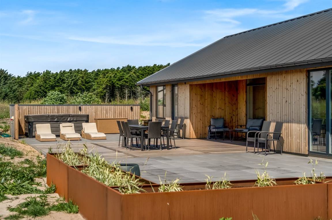 150 M² Ferienhaus ∙ 4 Schlafzimmer ∙ 12 Gäste - Løkken