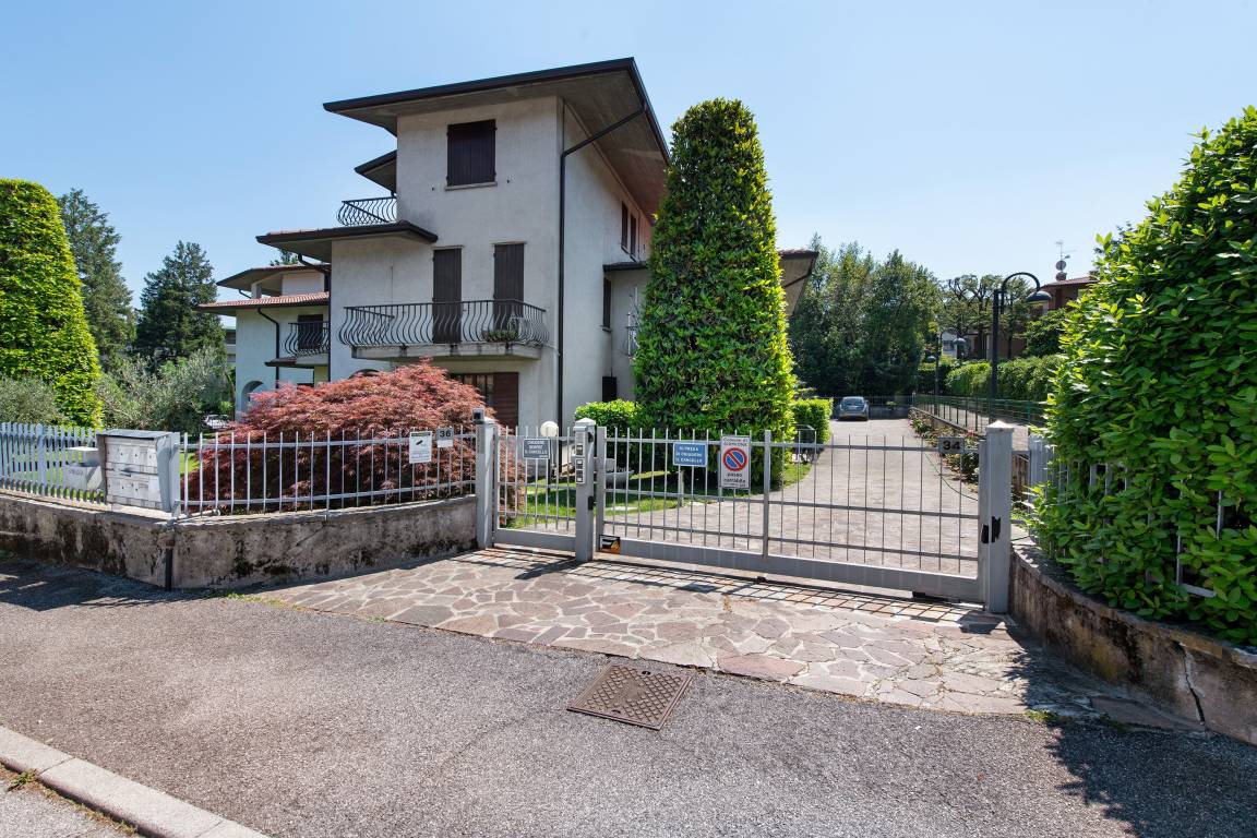 55 M² Appartement ∙ 1 Slaapkamer ∙ 3 Gasten - Sirmione