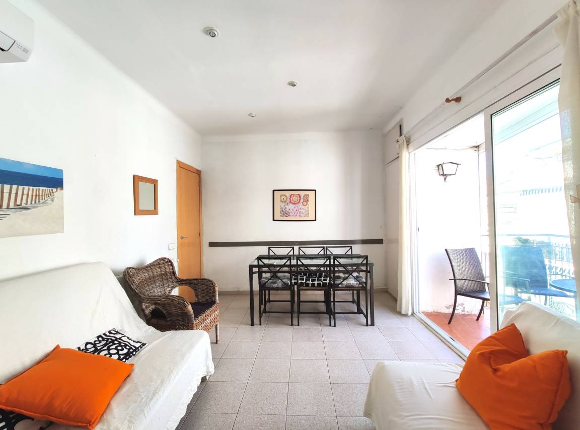 95 M² House ∙ 3 Bedrooms ∙ 7 Guests - Sitges