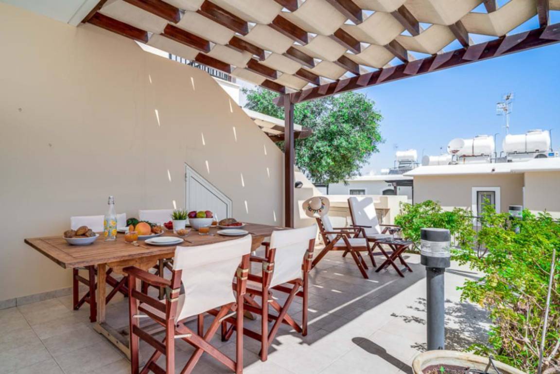 80 M² Apartment ∙ 2 Bedrooms ∙ 5 Guests - Protaras