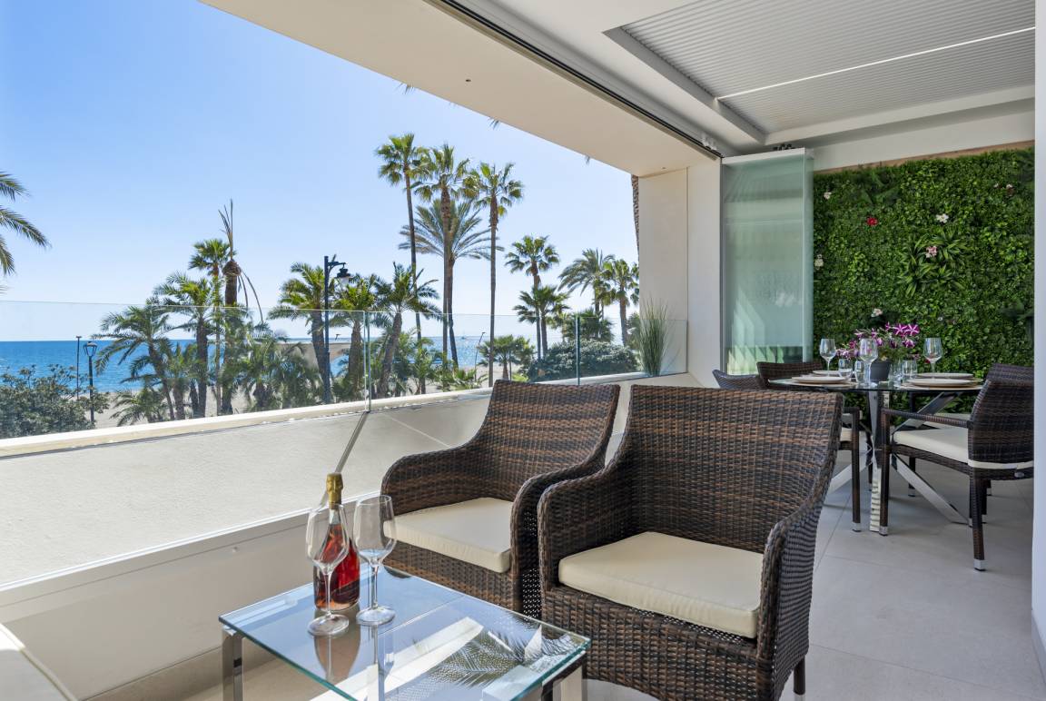 68 M² Ferienwohnung ∙ 1 Schlafzimmer ∙ 2 Gäste - Estepona