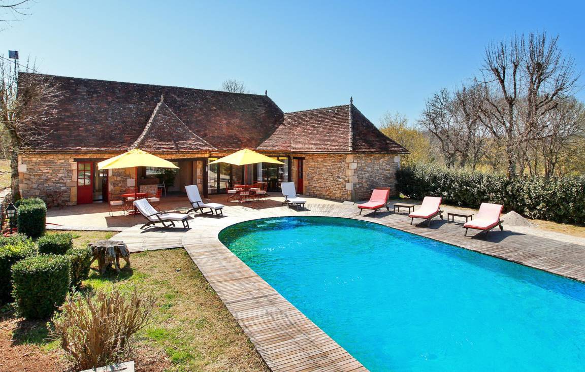 300 M² Maison De Vacances ∙ 4 Chambres ∙ 8 Personnes - Lot